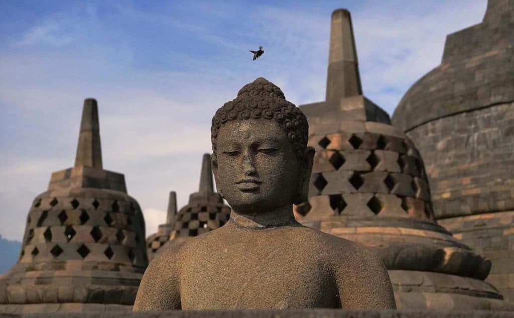 PARA LA BUENA SUERTE Y RIQUEZAS, ORACIÓN A BUDA